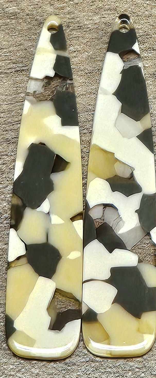 Longated Teardrop Marbled Slabs – Southern Bead Supply