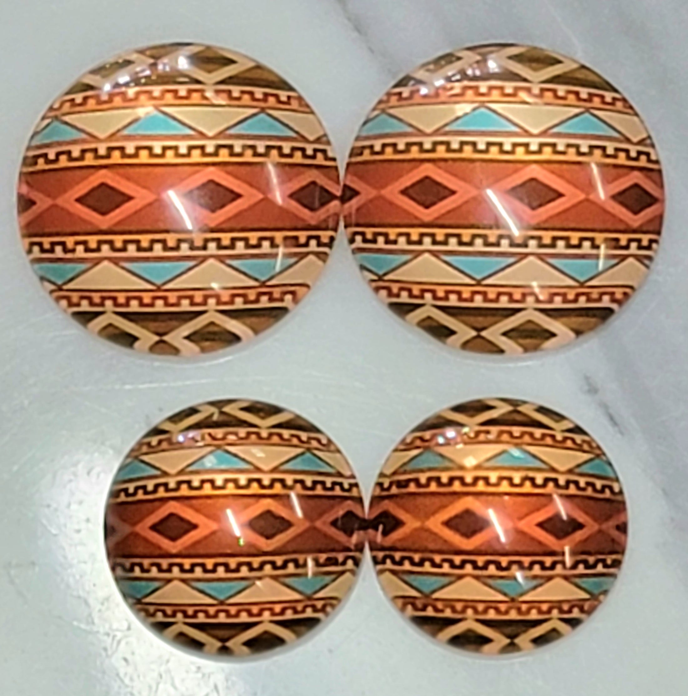 Native Design Round Glass Cabs – Southern Bead Supply